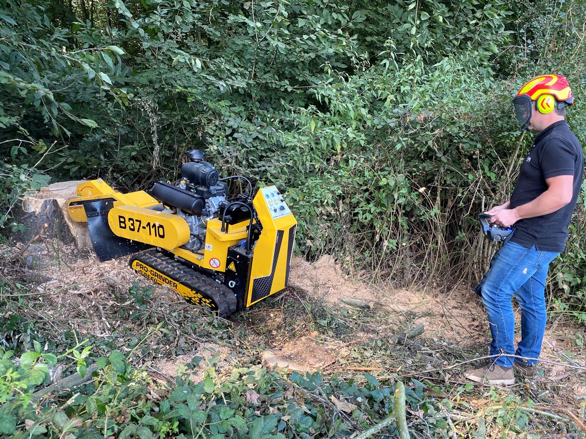 Jo Beau® | B37-110 RC full-automatic stump grinder